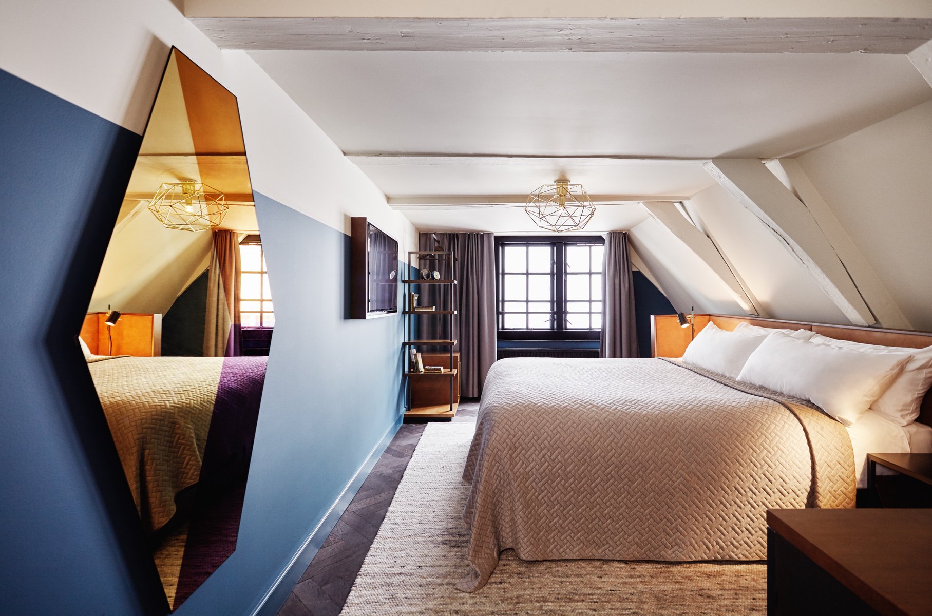 Transience Spiegel nach Maß von Lex Pott & David Derksen für ...