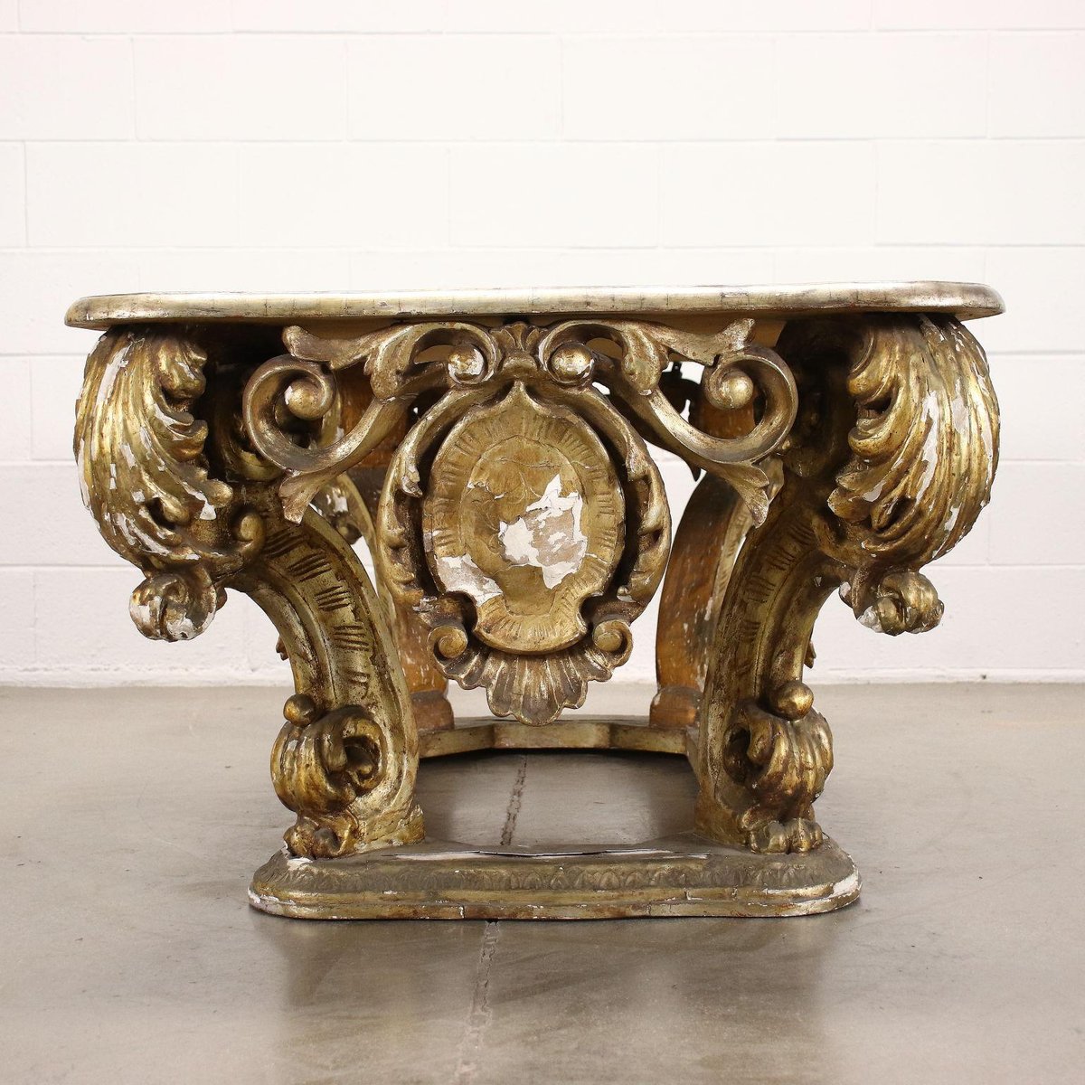 Baroque Side Table for sale at Pamono