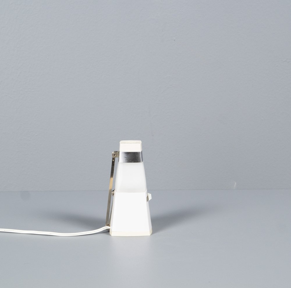 Japanese Taki Model Iris Table Lamp by Tada Kiko, 1960s for sale at Pamono