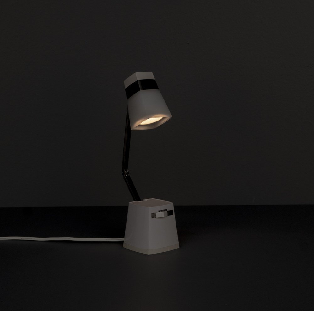 Japanese Taki Model Iris Table Lamp by Tada Kiko, 1960s for sale at Pamono