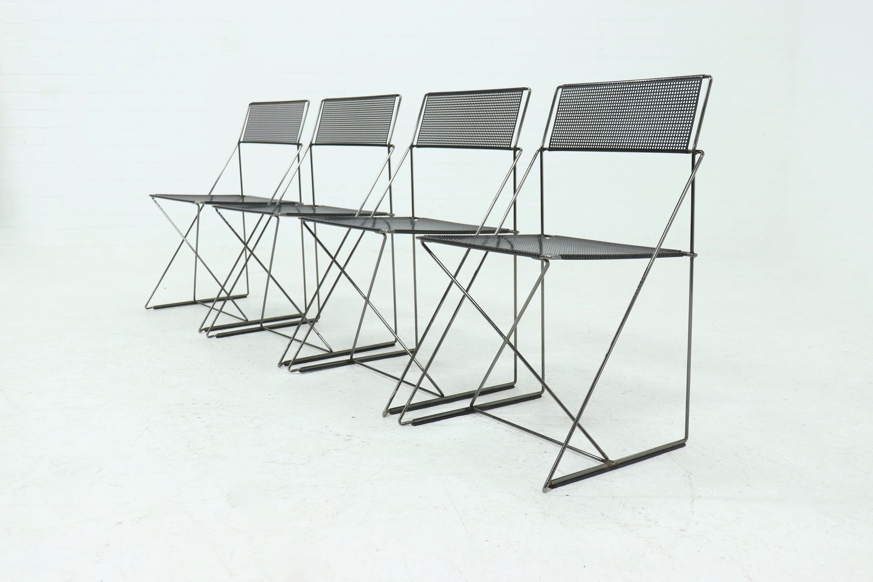 Nuova X-Line Stühle von Niels Jørgen Haugesen für Hybodan, 1970er, 4er ...