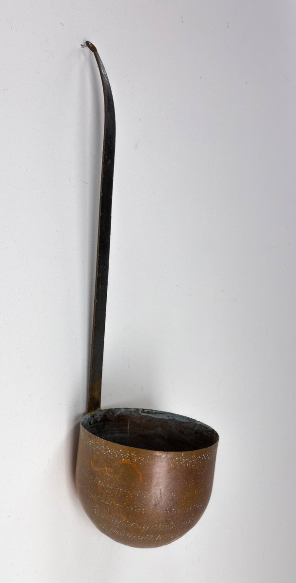 19th Century French Copper Ladle for sale at Pamono