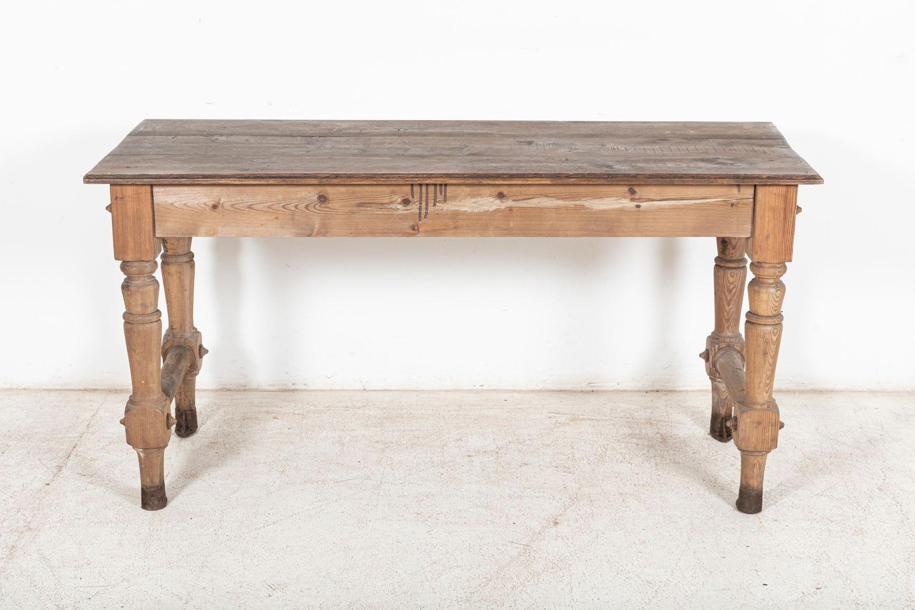 19th Century Welsh Pine Post Office Sorting Table for sale at Pamono