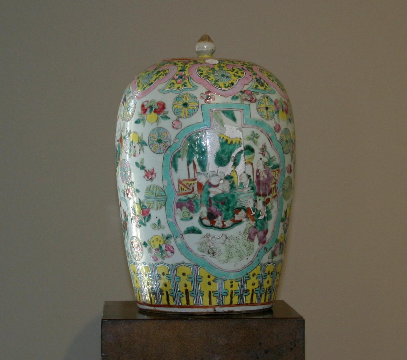 Vintage Ginger Pot for sale at Pamono