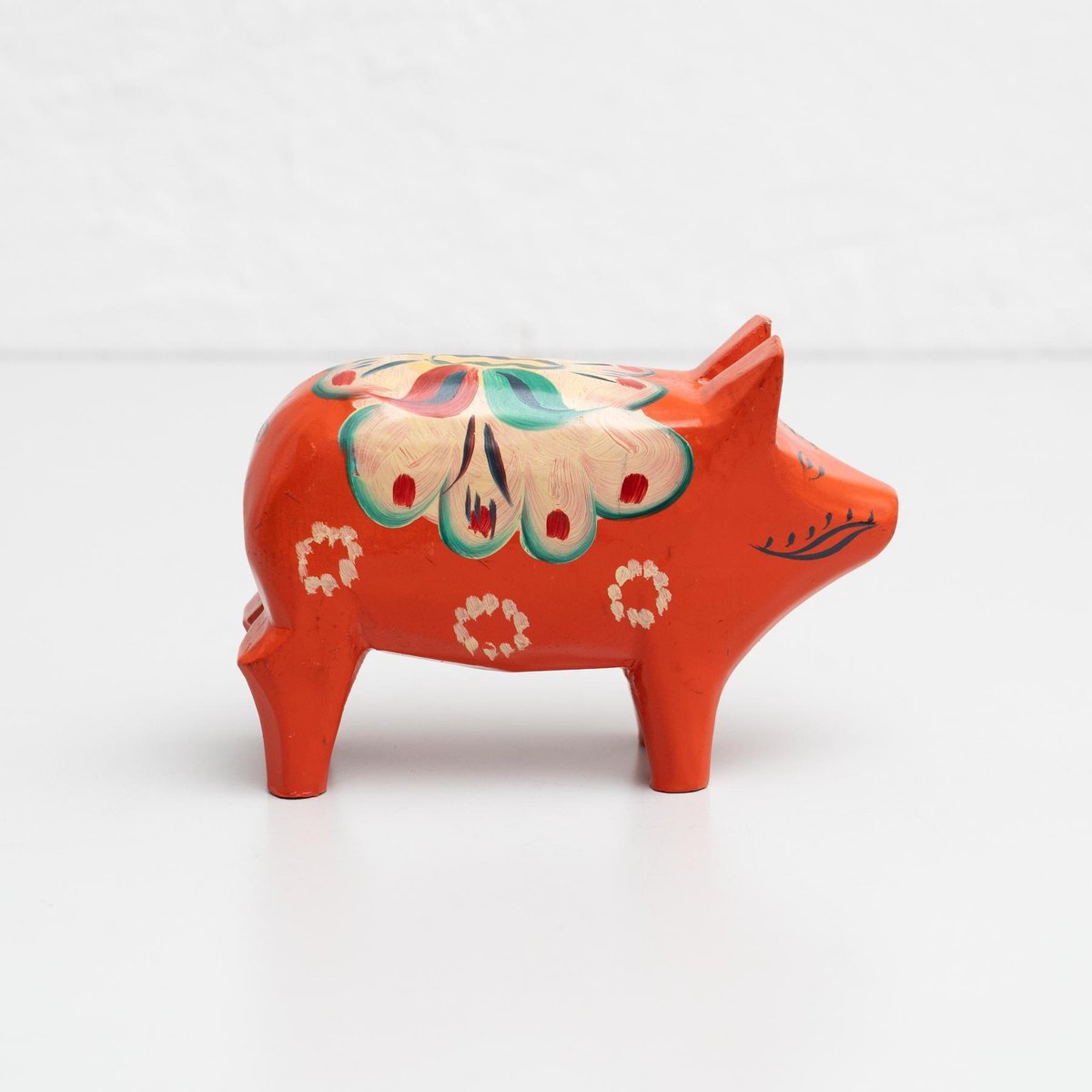 Swedish Folk Wooden Dala Pig Figurine, 1960 for sale at Pamono