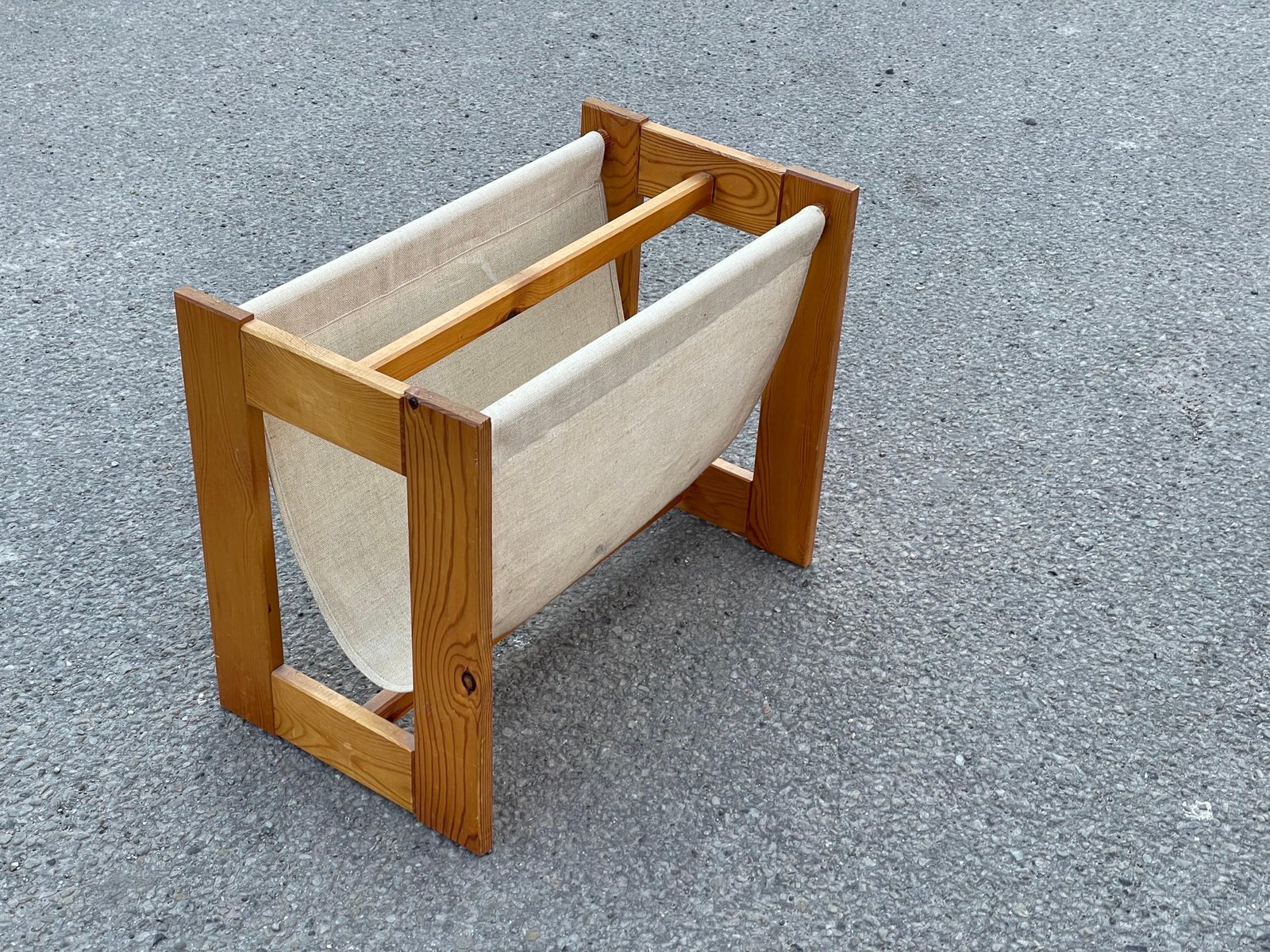 Vintage Pine & Canvas Magazine Rack, Denmark, 1970s for sale at Pamono