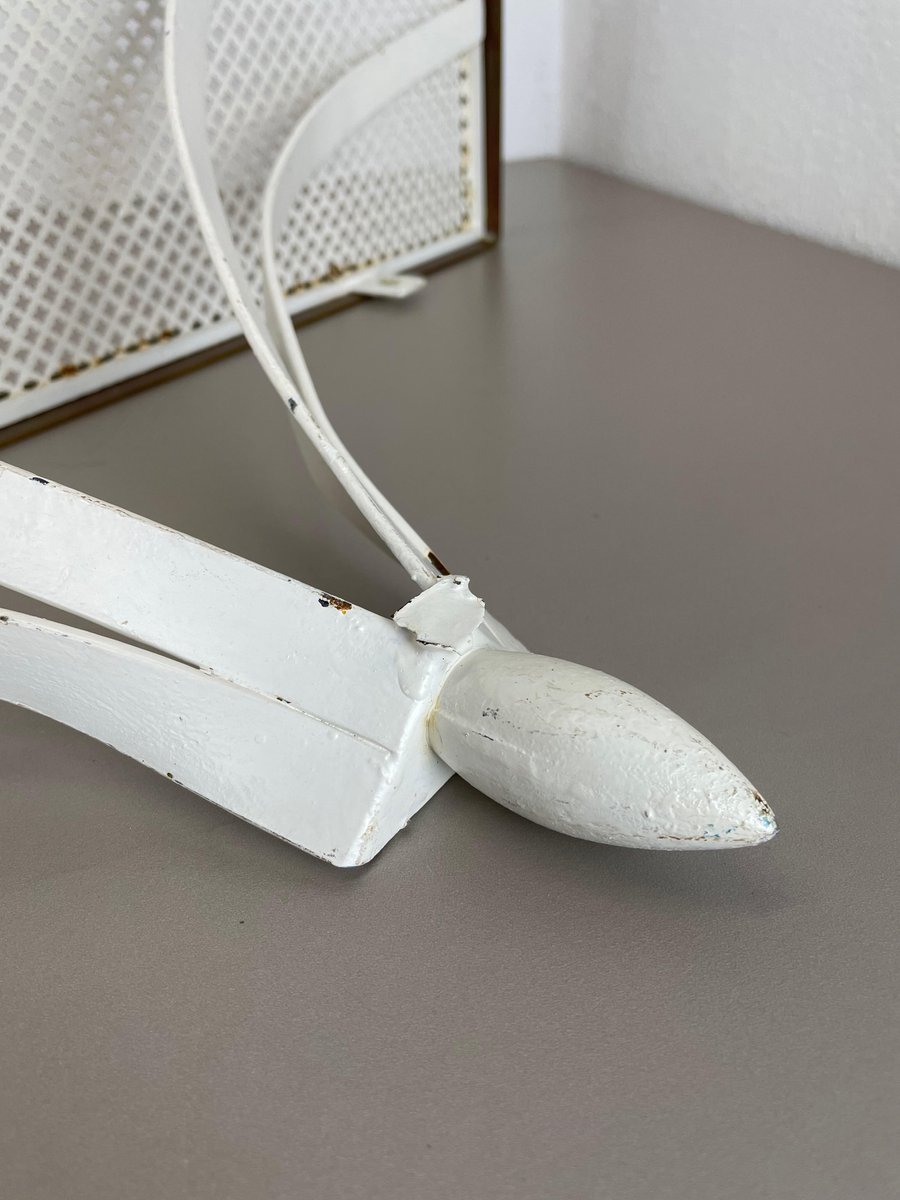 Großes modernes französisches Wandregal aus Metall & Messing von ...