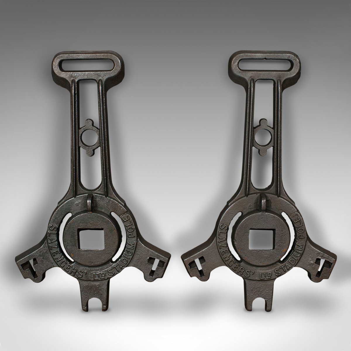 Antique English Edwardian Lawn Tennis Posts, Set of 2 for sale at Pamono