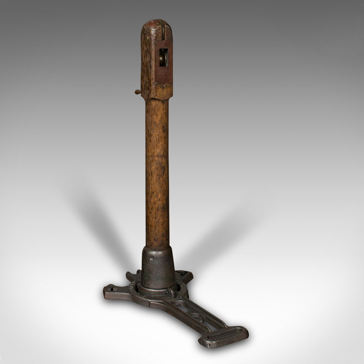 Antique English Edwardian Lawn Tennis Posts, Set of 2 for sale at Pamono