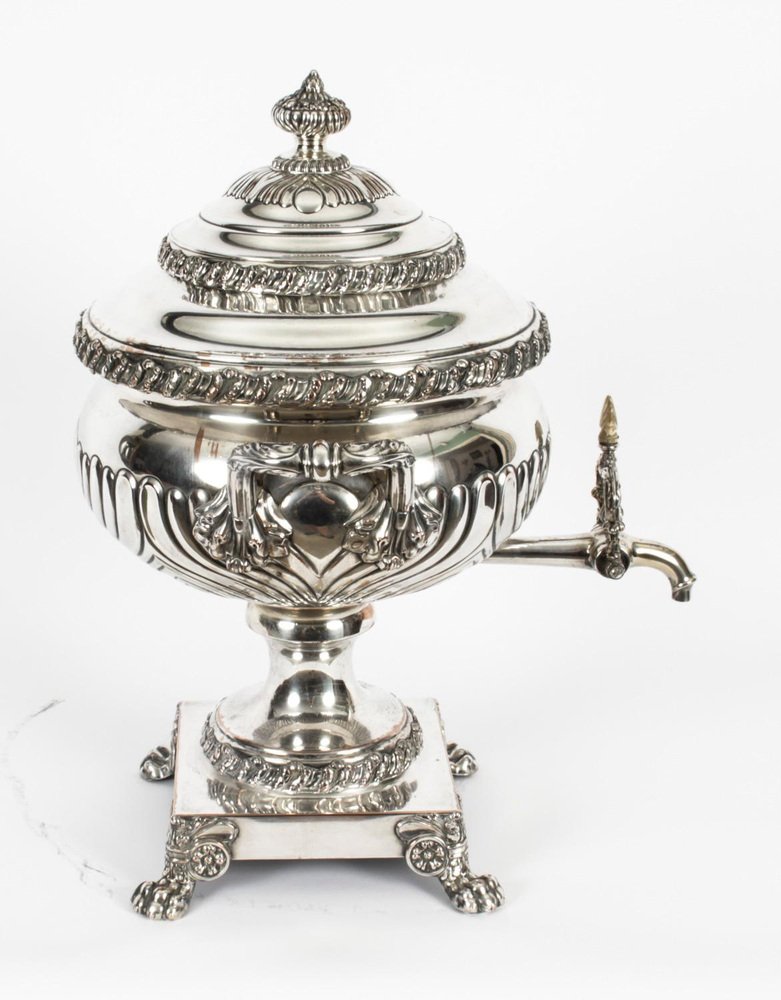 19th Century Regency Sheffield Silver Plated Tea Urn for sale at Pamono