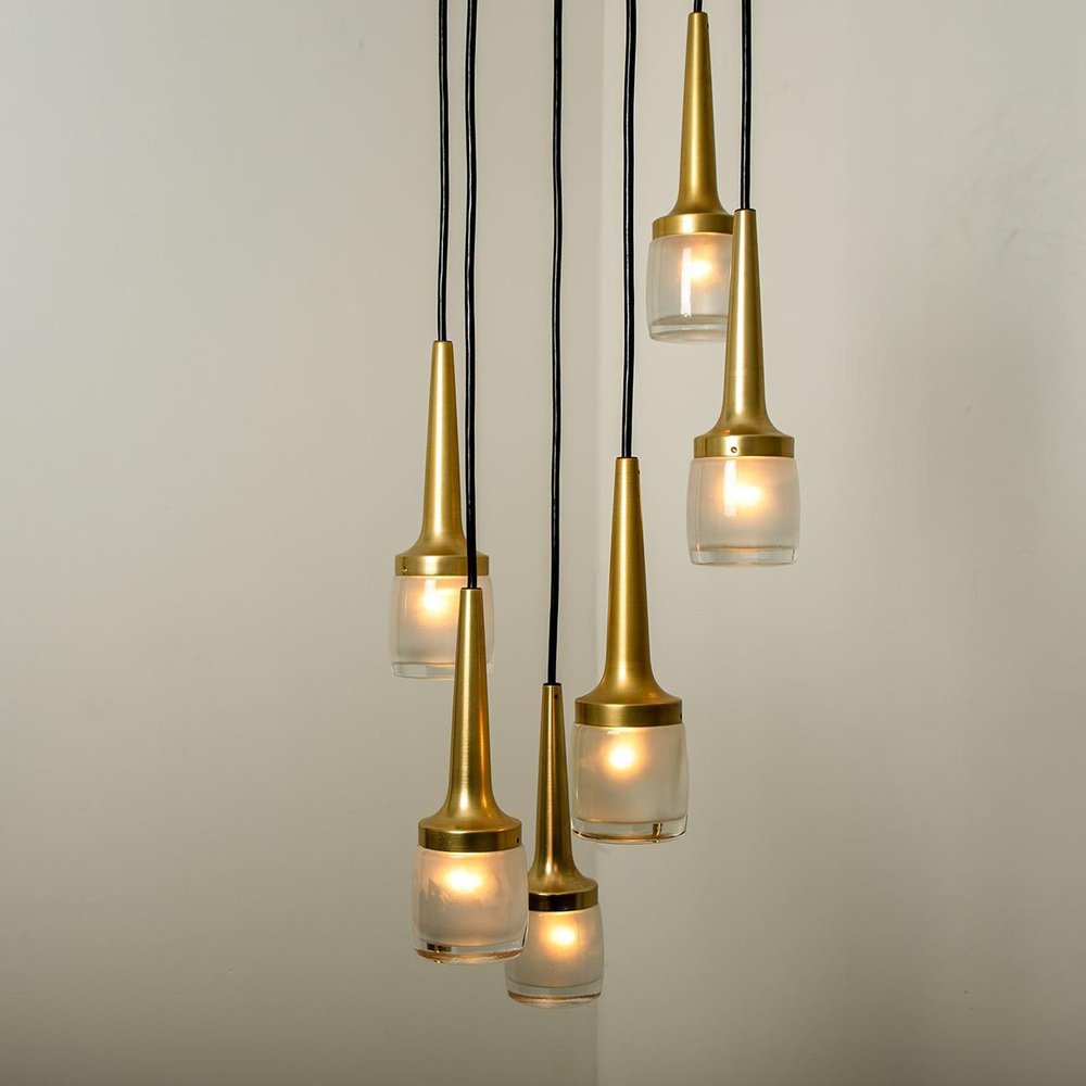 Messing & Glas Kaskadenleuchter von Staff, 1969 bei Pamono kaufen