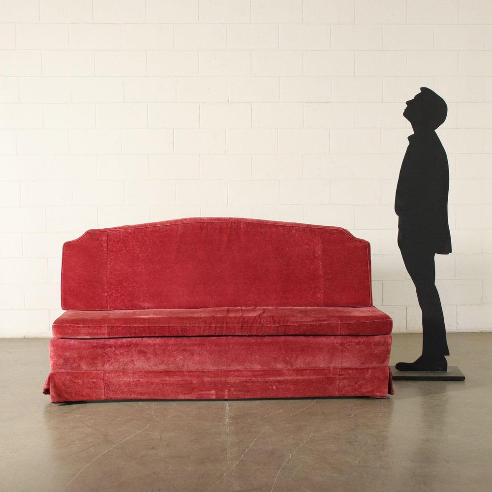 Rotes Samtsofa, 1950er bei Pamono kaufen