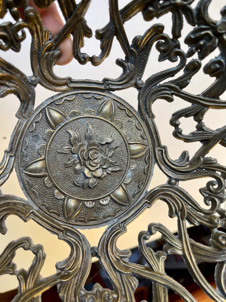Vintage Italian Filigree Bowl in Brass for sale at Pamono