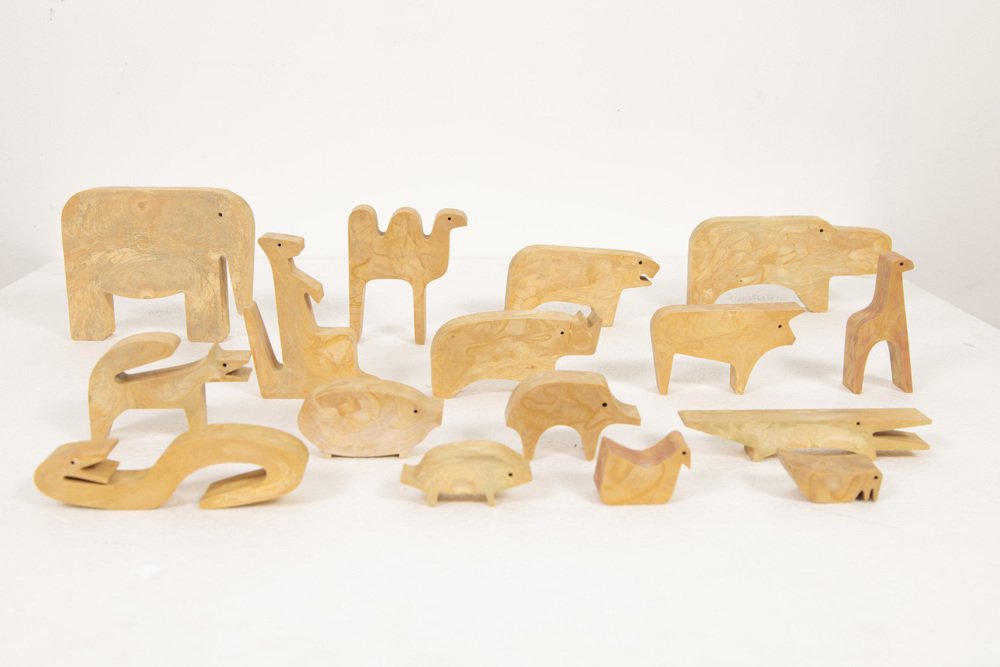 Animals by Enzo Mari, Set of 16 for sale at Pamono