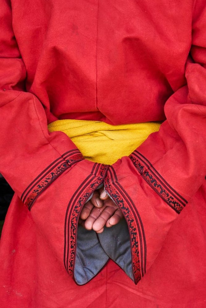 Tuul & Bruno Morandi, Mongolei, Detail der Tracht, Fotopapier bei ...