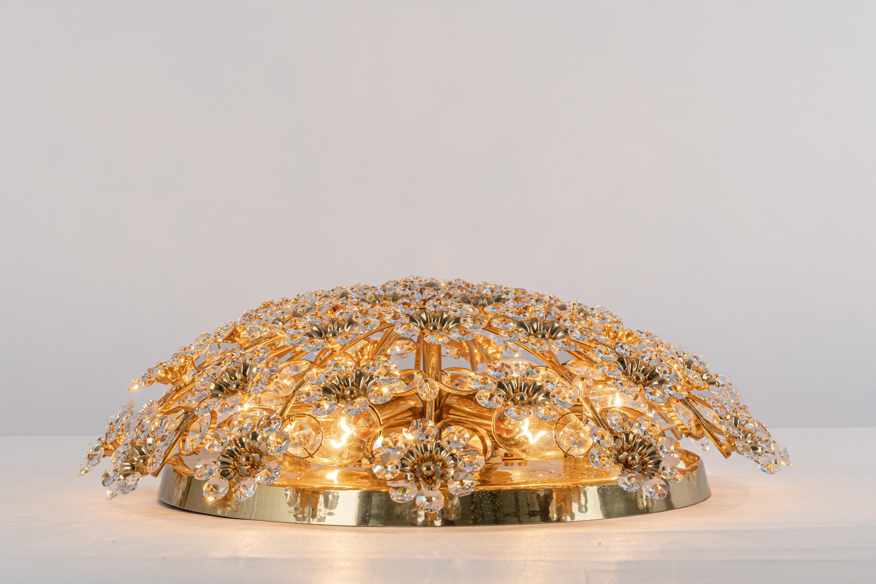 Petite Flower Deckenlampe aus vergoldetem Messing von Palwa ...