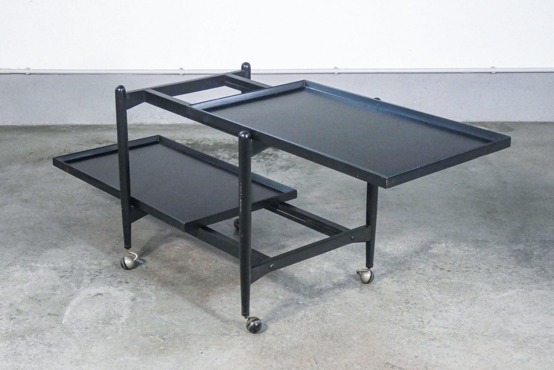 Design Drehbarer Rollwagen, 1970er bei Pamono kaufen