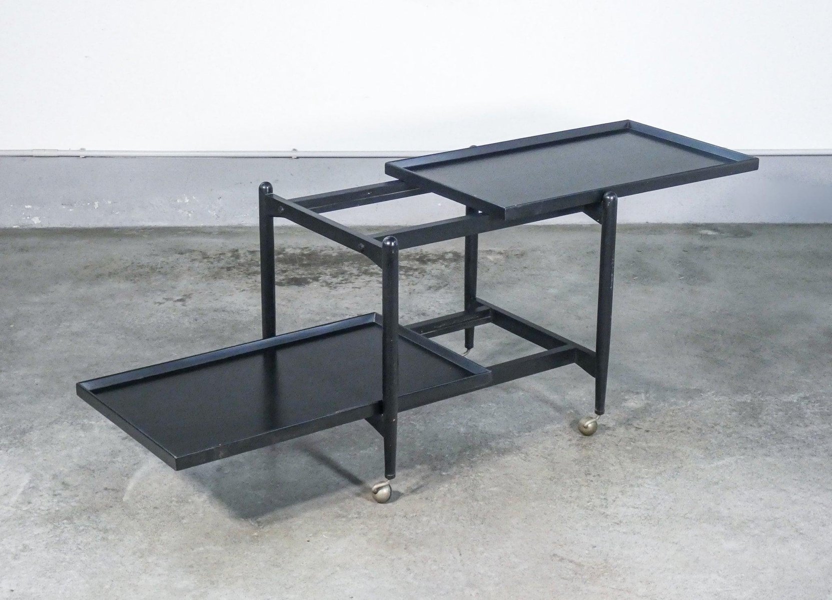 Design Drehbarer Rollwagen, 1970er bei Pamono kaufen