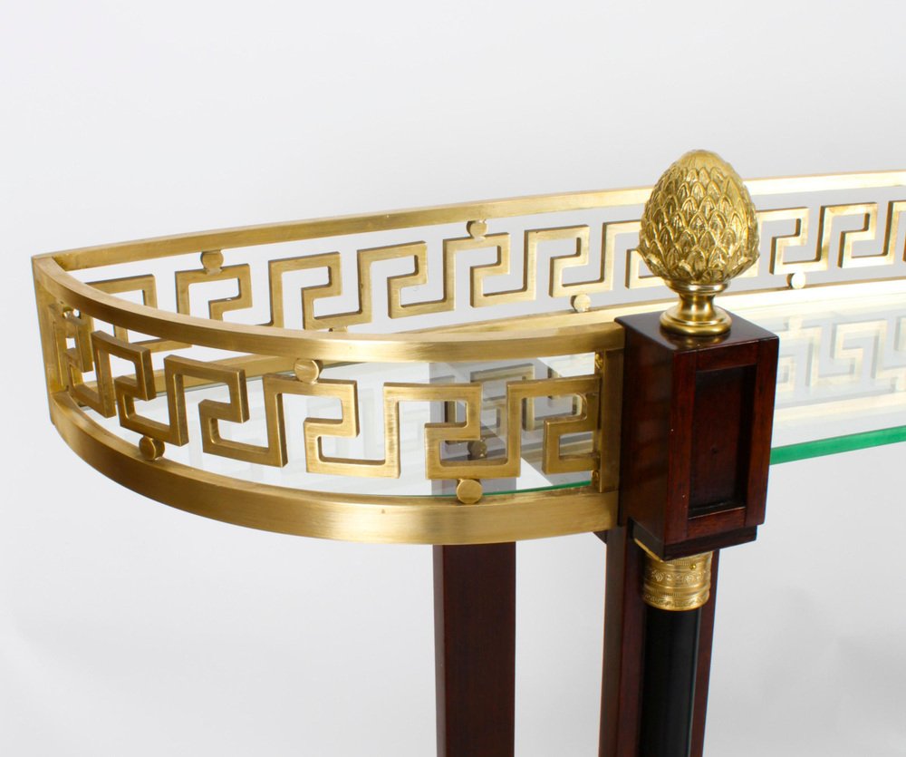 Vintage Versace Ormolu Vitrine aus geschwungenem Glas, 20. Jh bei ...