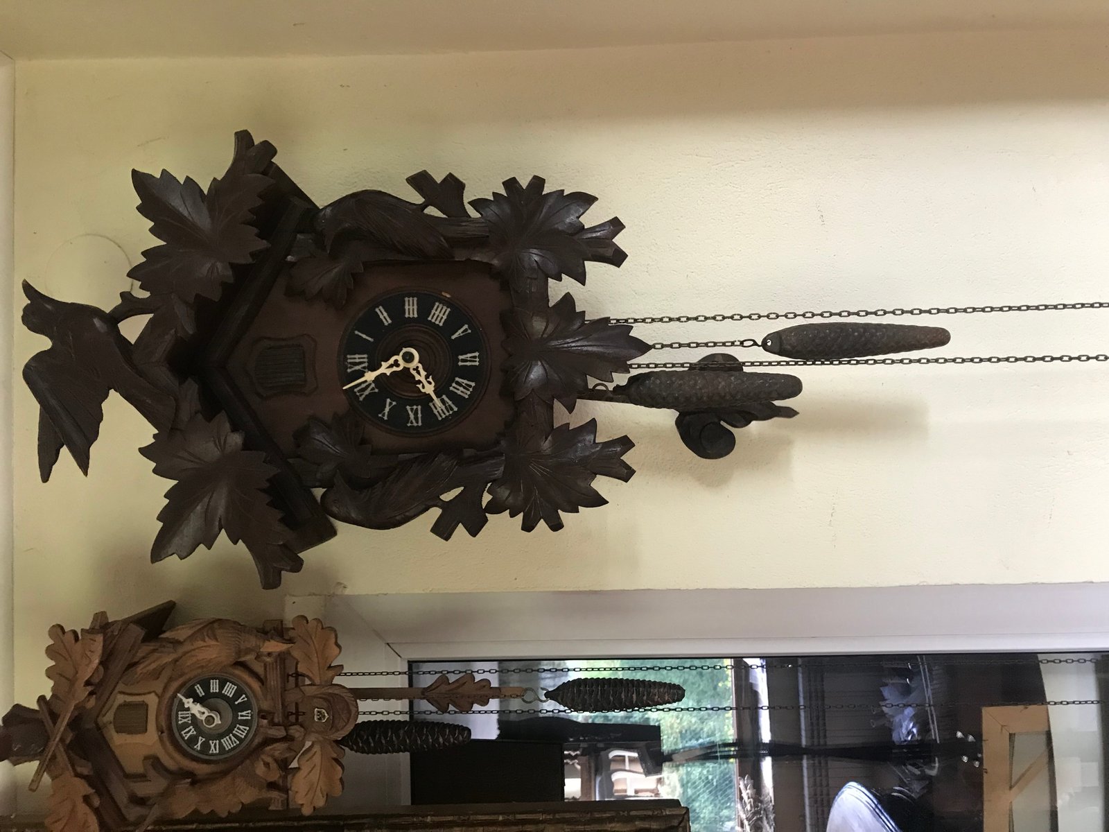 Carved Large Cuckoo Clock with Birds, 1940s for sale at Pamono
