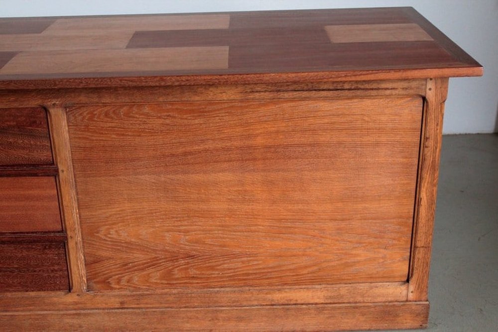 Midcentury Oak & Mahogany Trade Counter for sale at Pamono