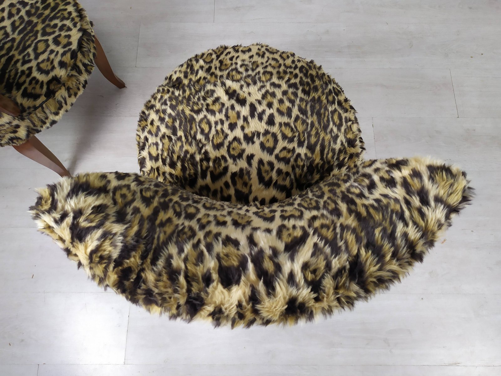 Vintage Leopard Bridge Chairman, Set of 2 for sale at Pamono