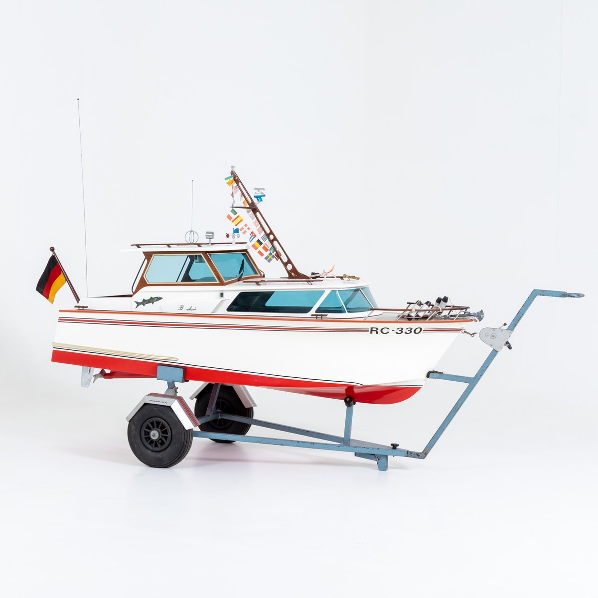 Model Boat from Aspera Motors for sale at Pamono