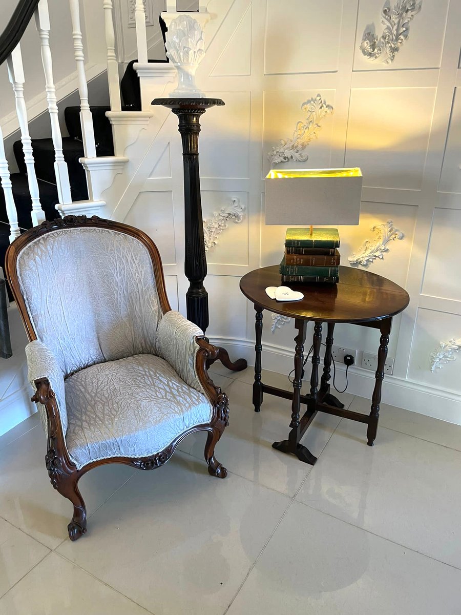 Antique Victorian Oak Coaching Table for sale at Pamono