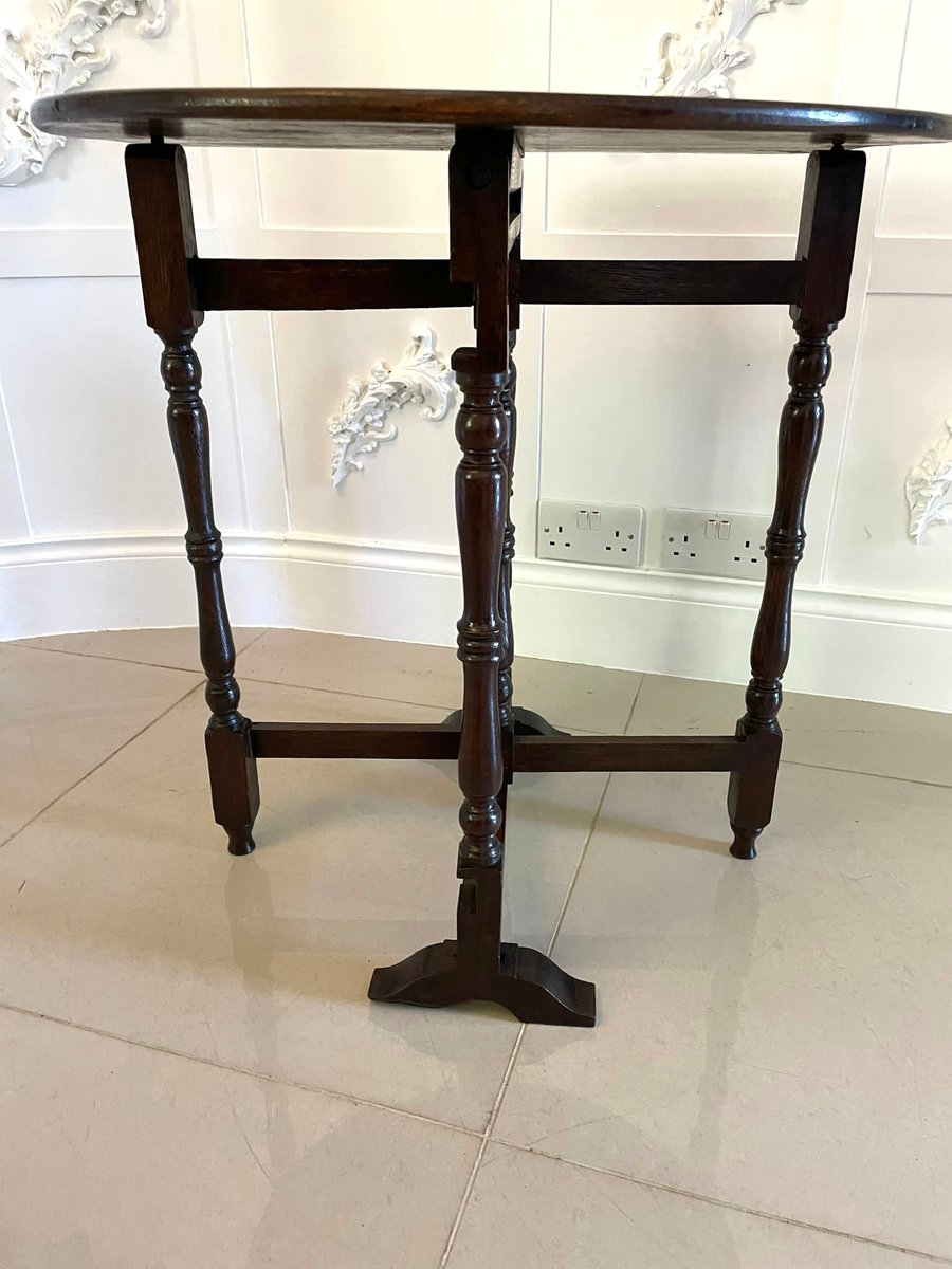 Antique Victorian Oak Coaching Table for sale at Pamono