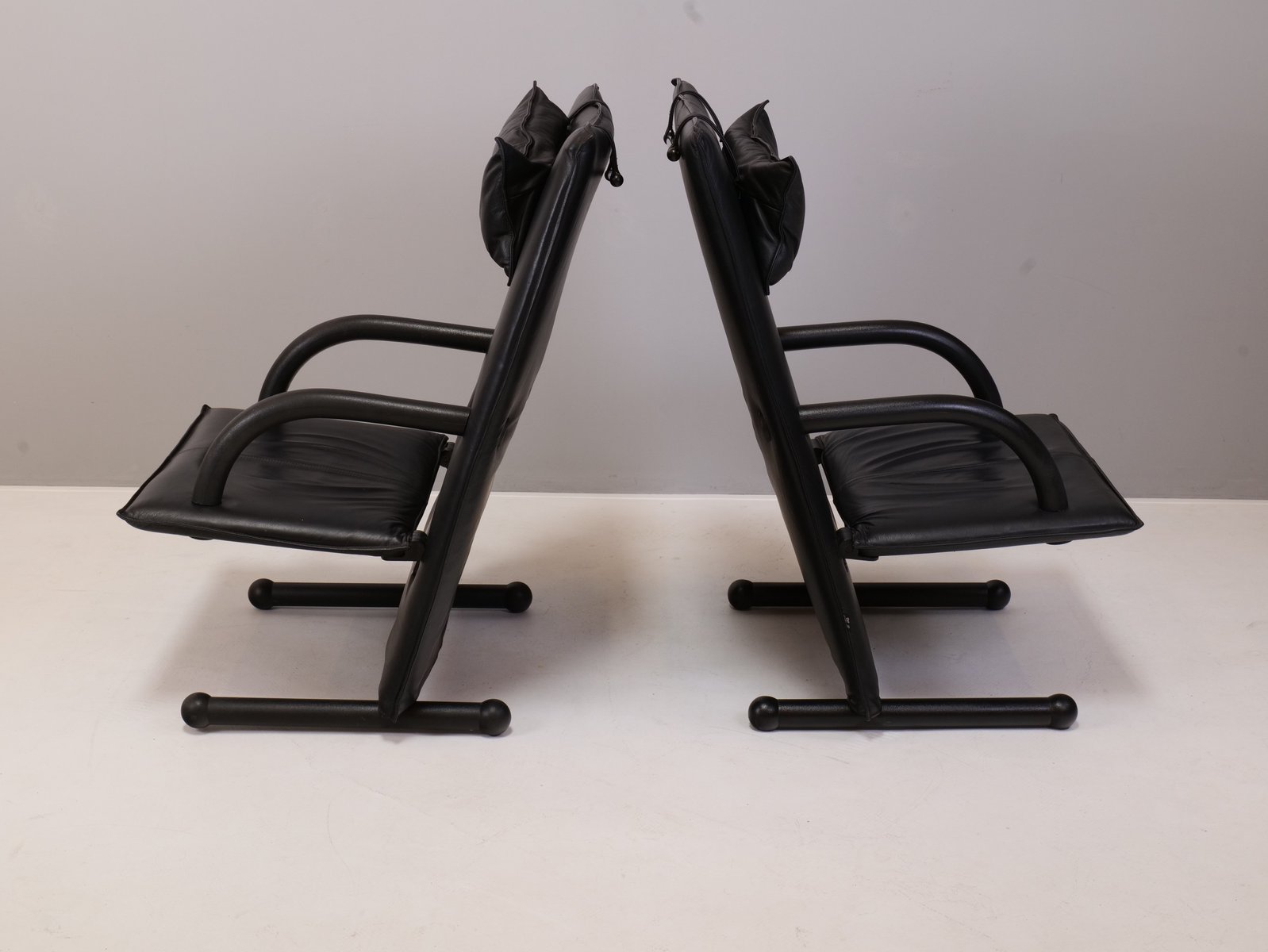 Set of Vintage Italian T-Line Chair in Leather by Burkhard Vogtherr for ...