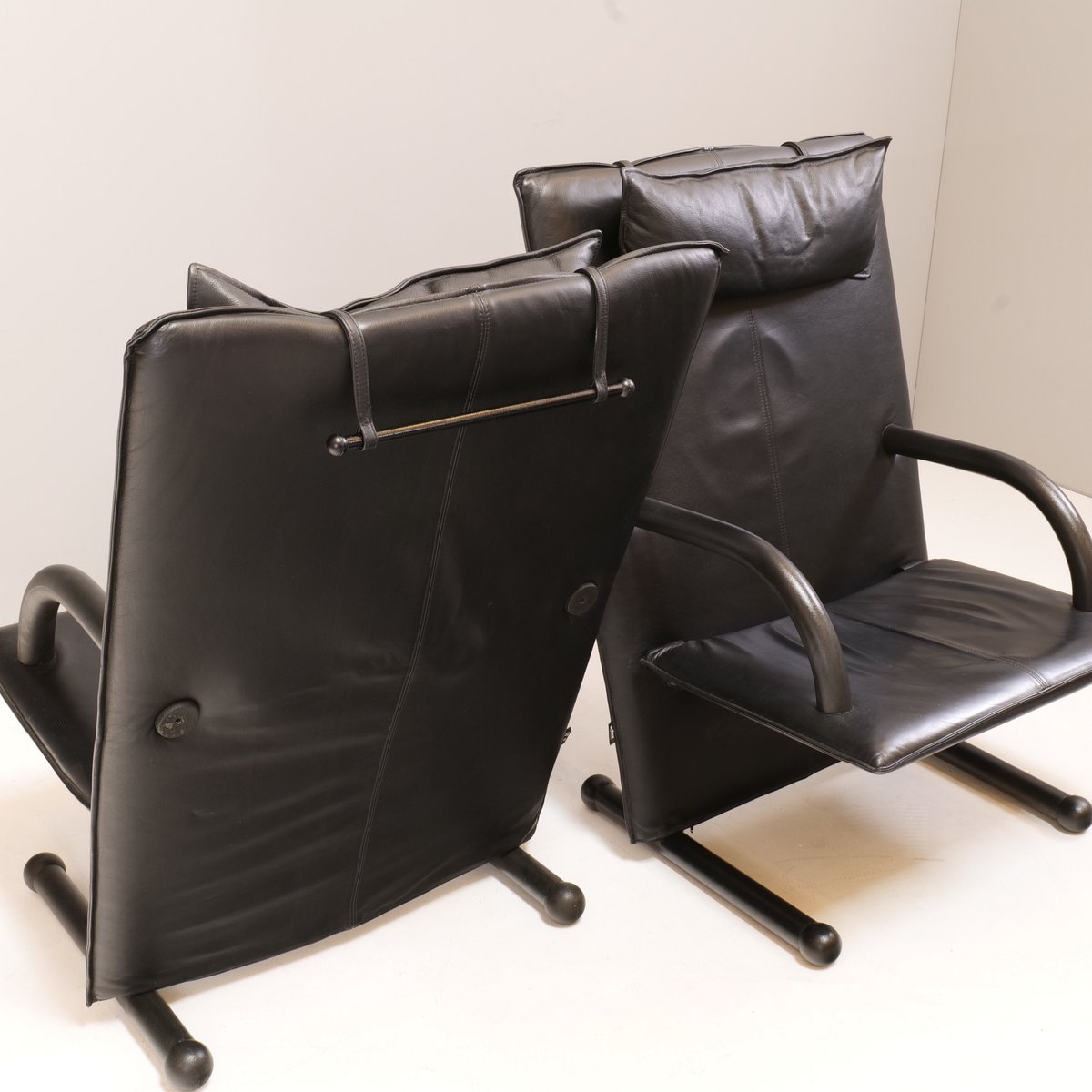 Set of Vintage Italian T-Line Chair in Leather by Burkhard Vogtherr for ...