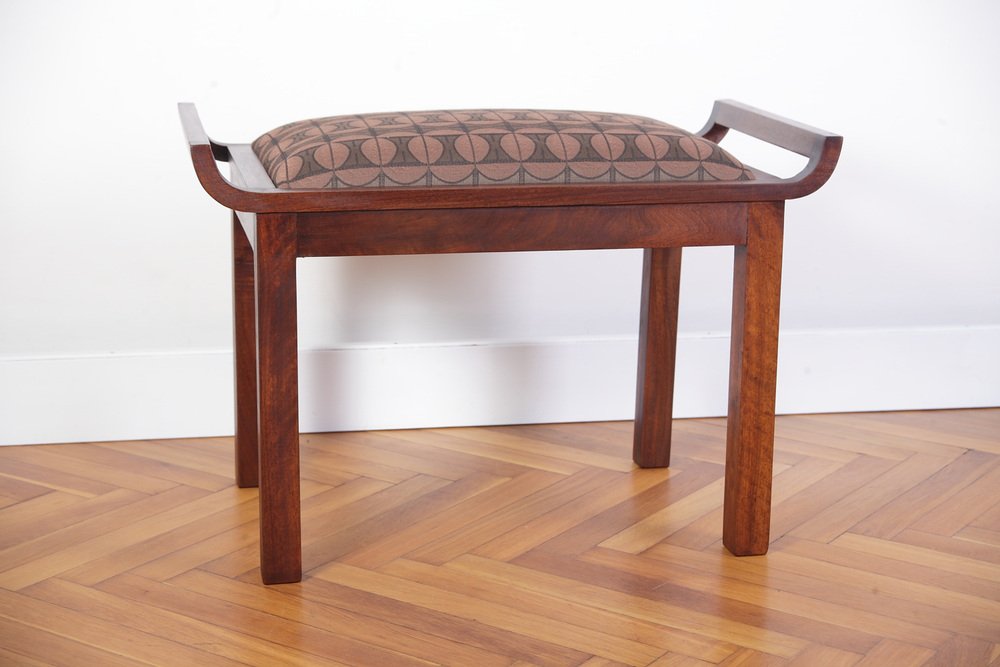 Art Deco Hocker aus Nussholz, 1920er bei Pamono kaufen