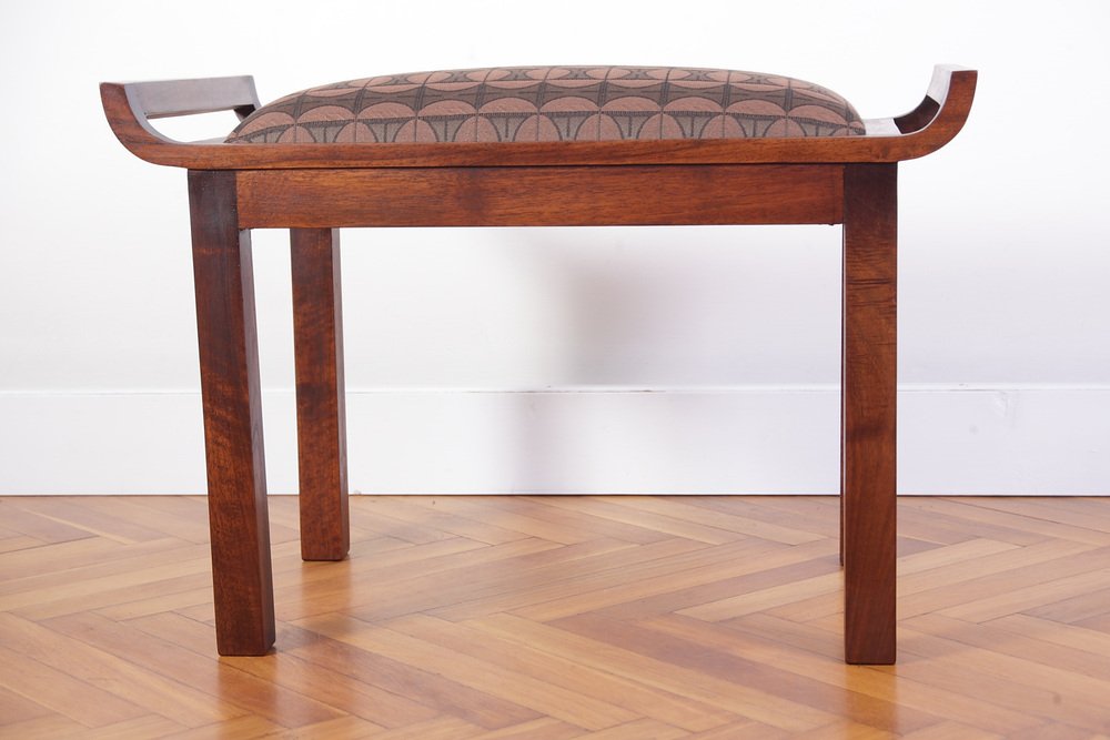 Art Deco Hocker aus Nussholz, 1920er bei Pamono kaufen