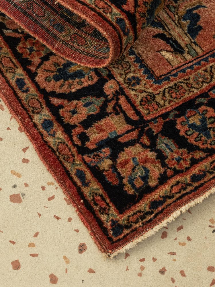 Antique Sarough Rug, 1920s for sale at Pamono