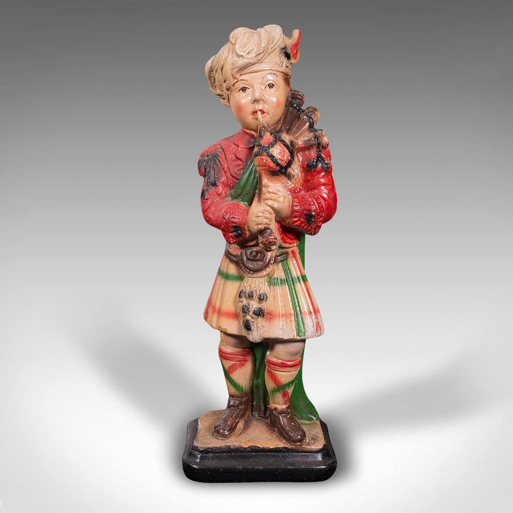 Antique Scottish Decorative Piper Figure for sale at Pamono