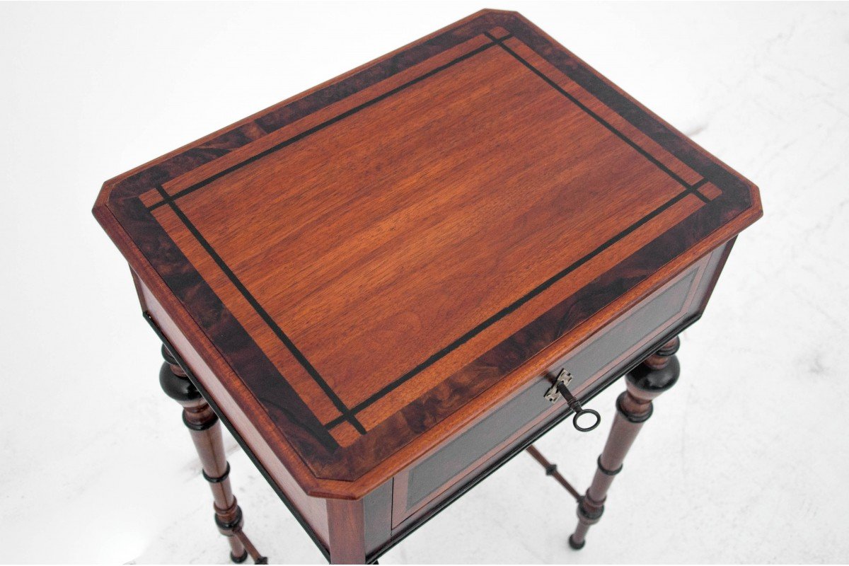 Northern European Thread Table, 1880s for sale at Pamono