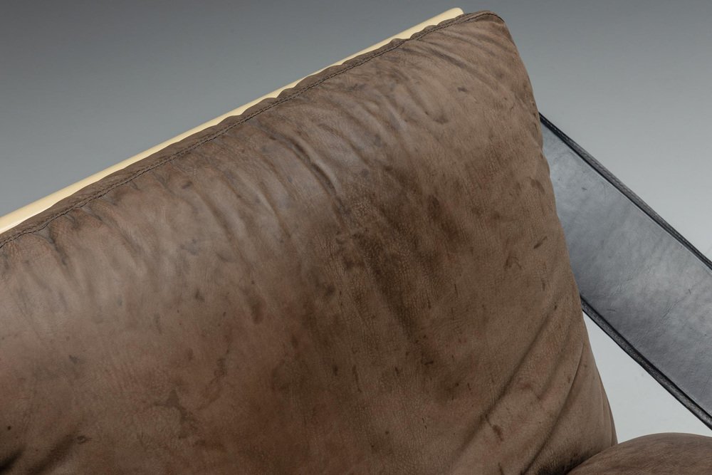 Italian Lacquer & Leather Lounge Chairs, 1970s for sale at Pamono