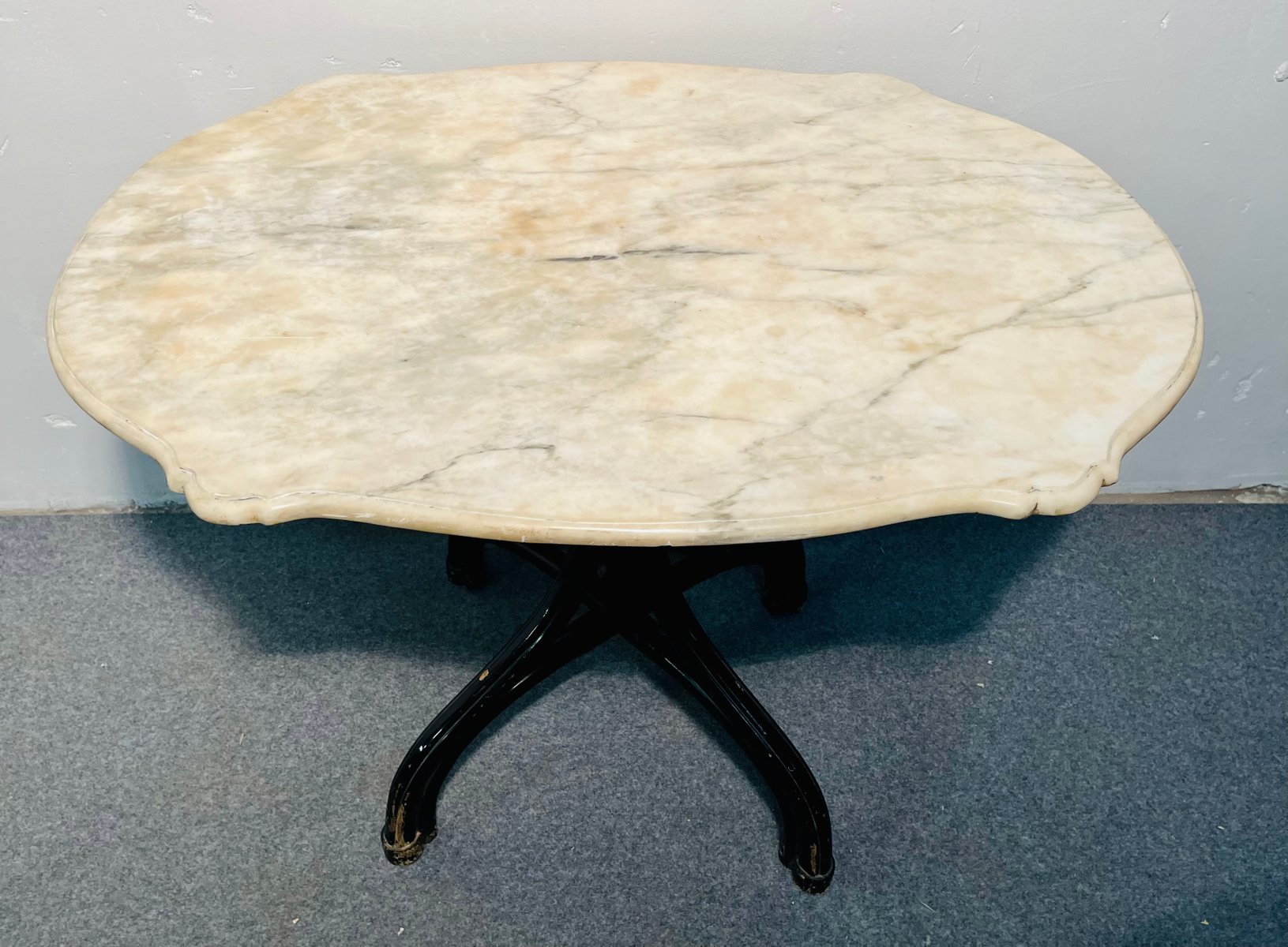 Dining Table by Michael Thonet for Thonet for sale at Pamono