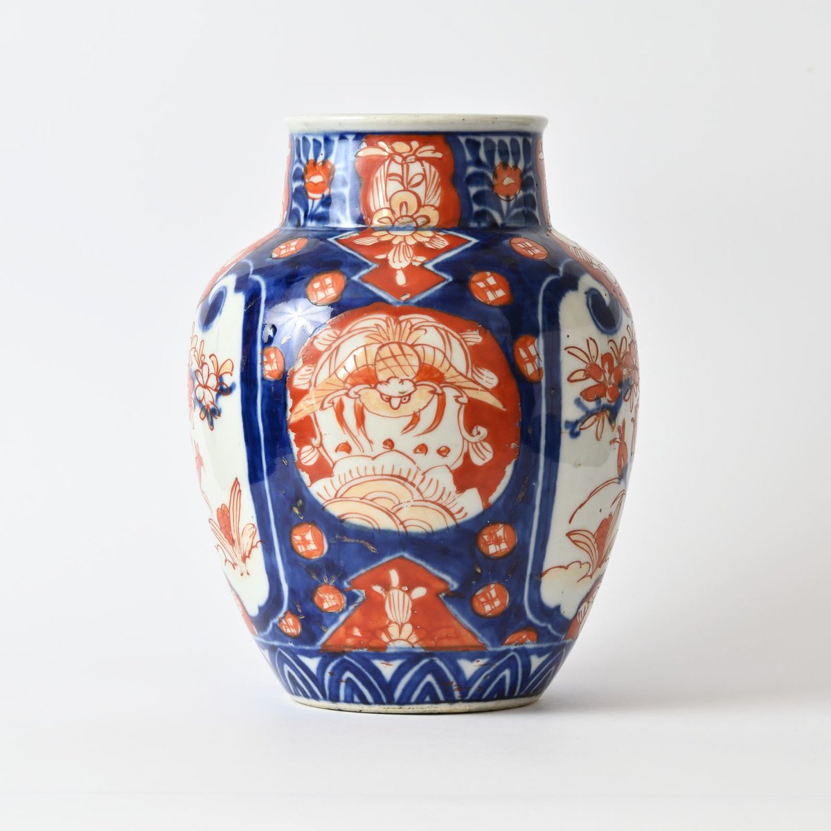 Antique Japanese Imari Porcelain Vase for sale at Pamono