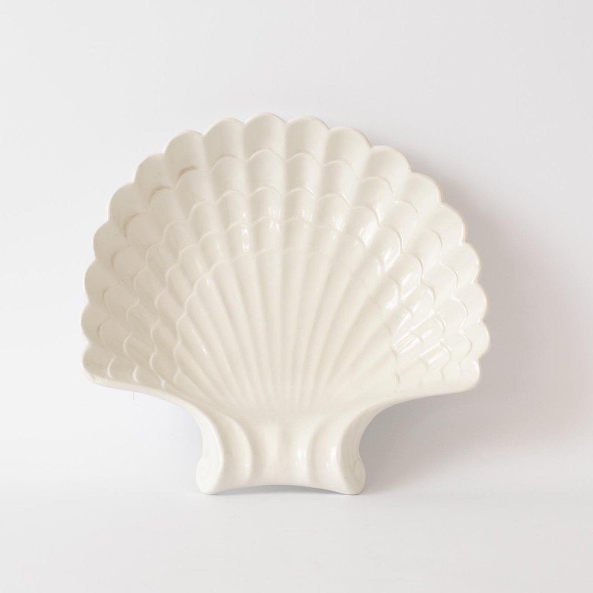 Italian Shell-Shaped Bowl from Bassano, 1950s for sale at Pamono