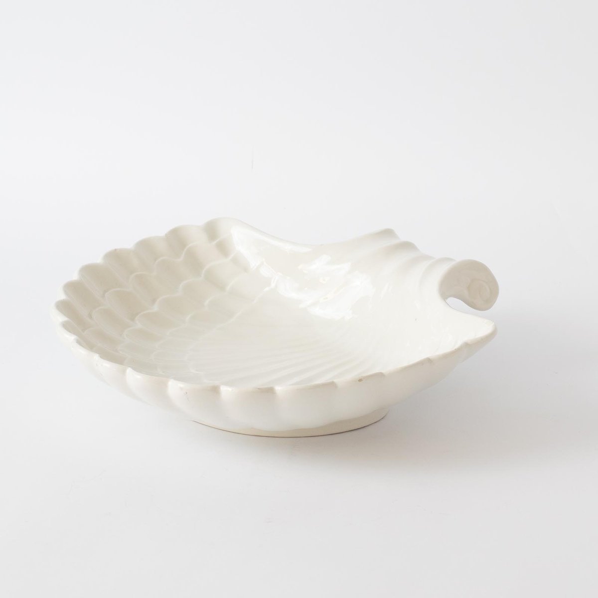 Italian Shell-Shaped Bowl from Bassano, 1950s for sale at Pamono
