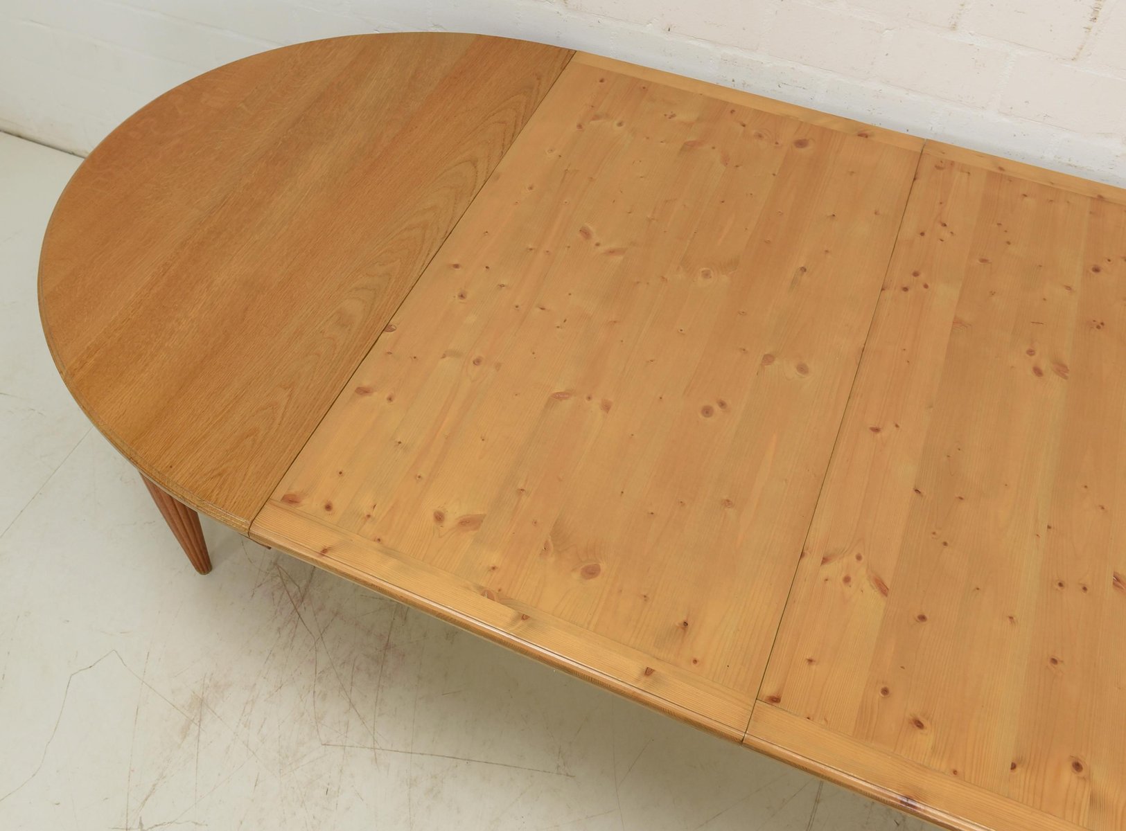 Ausziehbarer Art Deco Esstisch aus Eiche bei Pamono kaufen