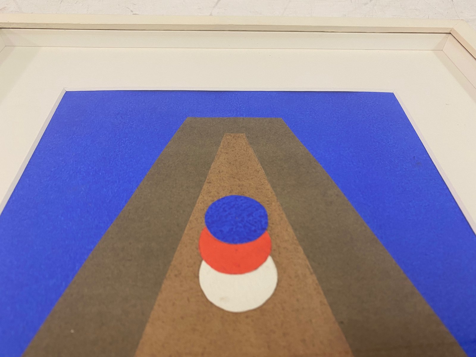 Italo Valenti, Pyramiden in Blau, 1973, Collage und Gouache bei Pamono ...