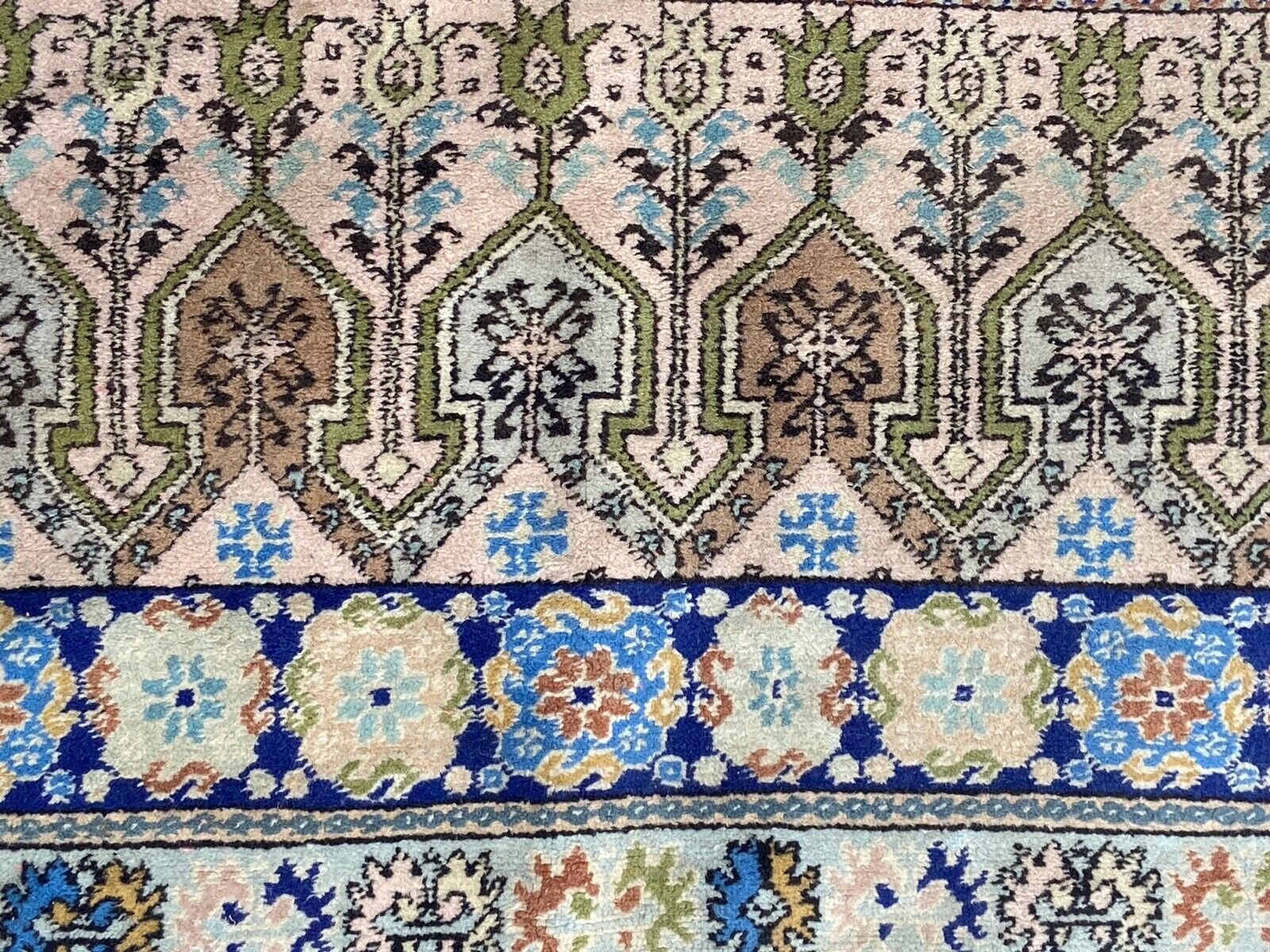 Handmade Middle Eastern Rug for sale at Pamono