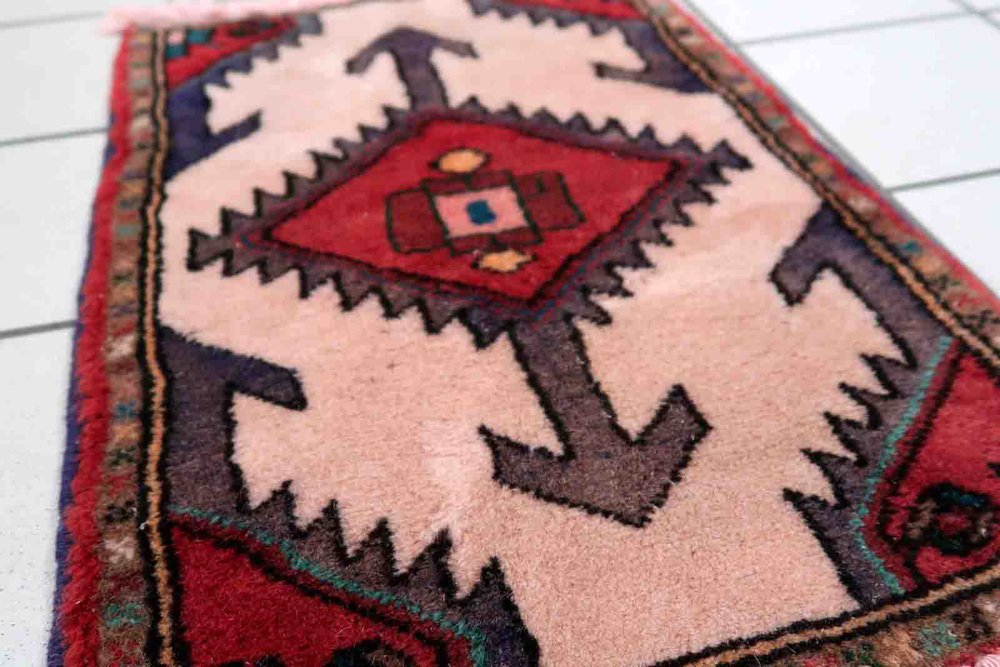Vintage Middle Eastern Handmade Rug, 1970s for sale at Pamono