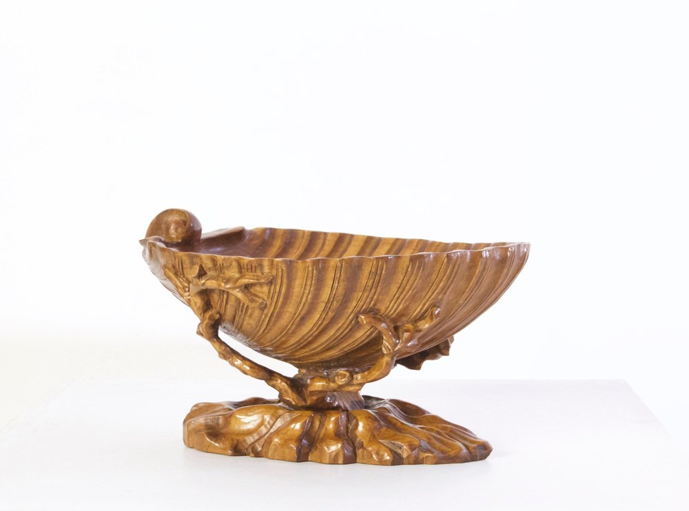 Italian Wood Clam Shell Bowl for sale at Pamono