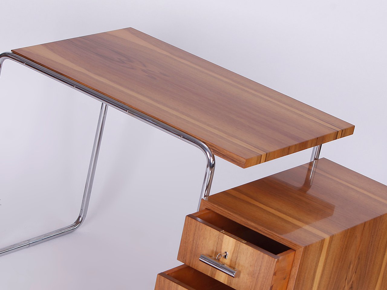 Functionalist Walnut Veneer Steel Tube Desk, 1930s for sale at Pamono