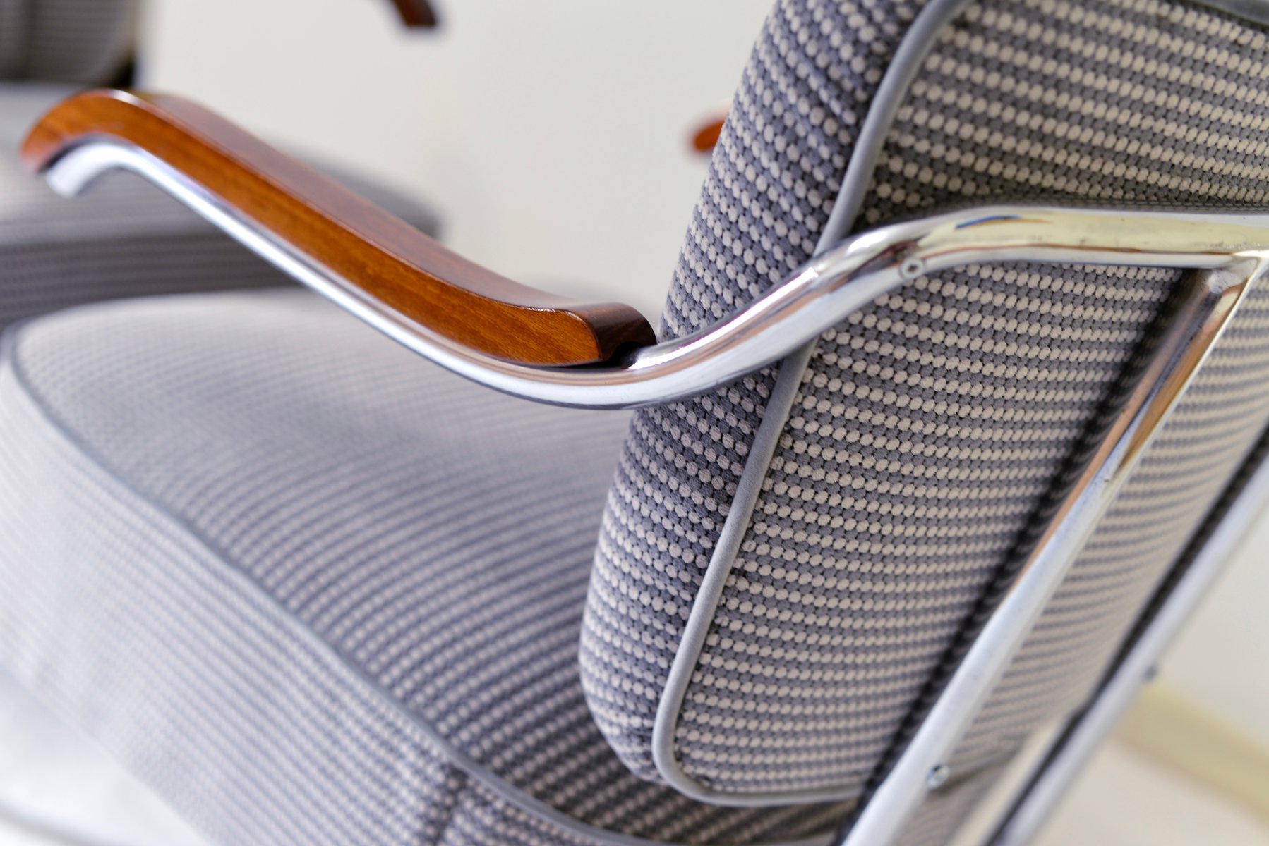 Tubular Steel Cantilever Chair for sale at Pamono