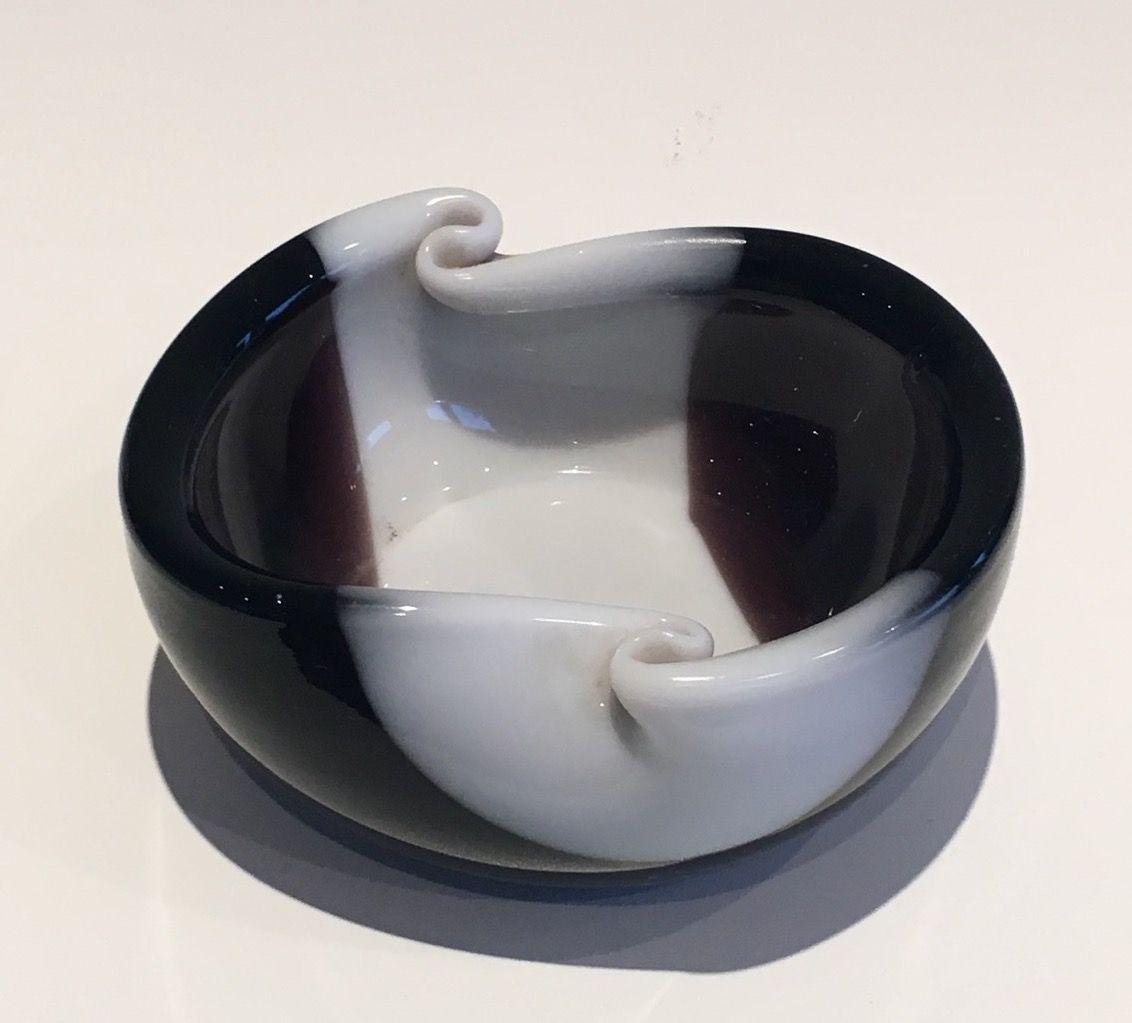 Two Tone Glass box for sale at Pamono