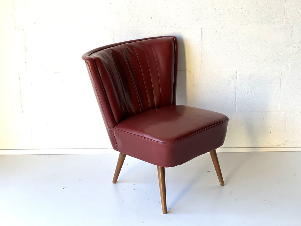 Vintage Red Lounge Chair for sale at Pamono